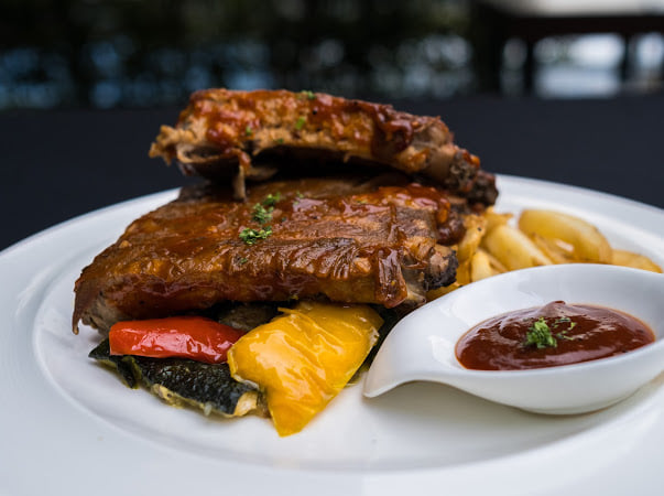 Simple Yet Mouthwatering Western and Local Dishes - Fountain ...